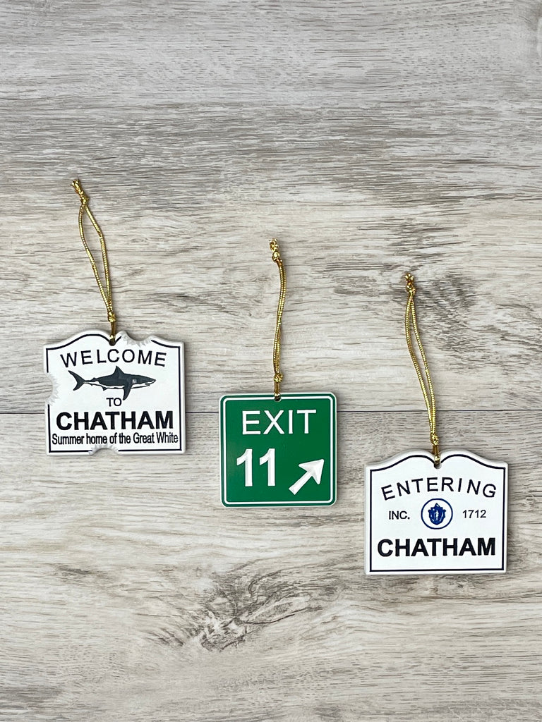 Entering Chatham Ornament – Chatham Clothing Bar